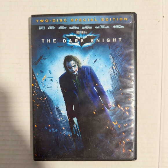 Warner Bros. | Media | The Dark Knight Special Edition 2disc Dvd Set ...
